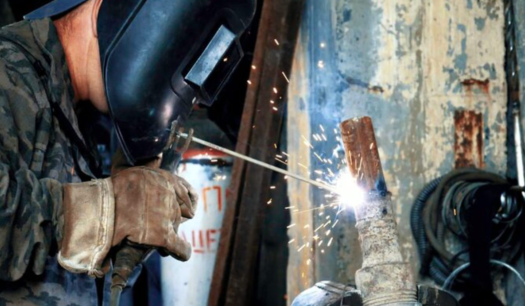 What is Shielded Metal Arc Welding? A Comprehensive Guide - YesWelder